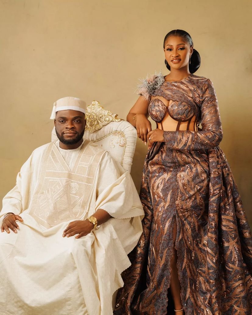 Agbeyo Tolulope And Yetunde Amazing Pre Wedding Photoshoot - Just U ...