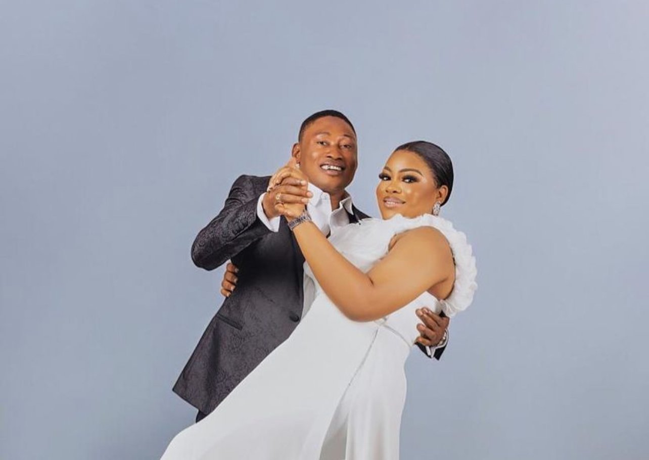 Alhaji Riliwan Olawale AKA Cooler Celebrates Wife Omobolanle Motunrayo ...
